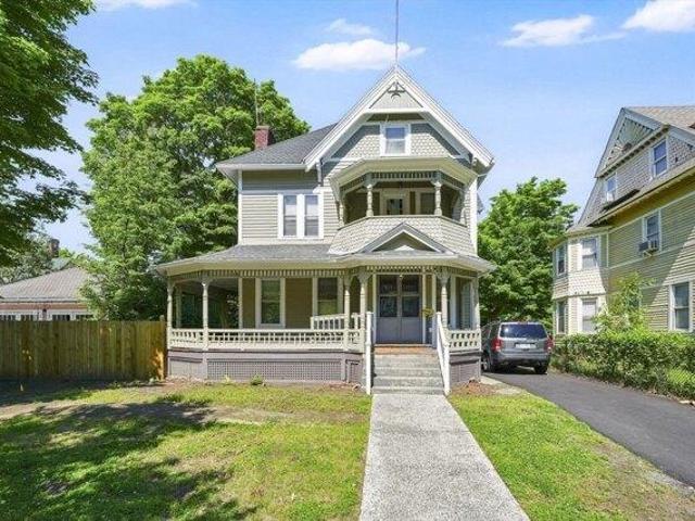 7 bedroom, Springfield MA 01109 104790276