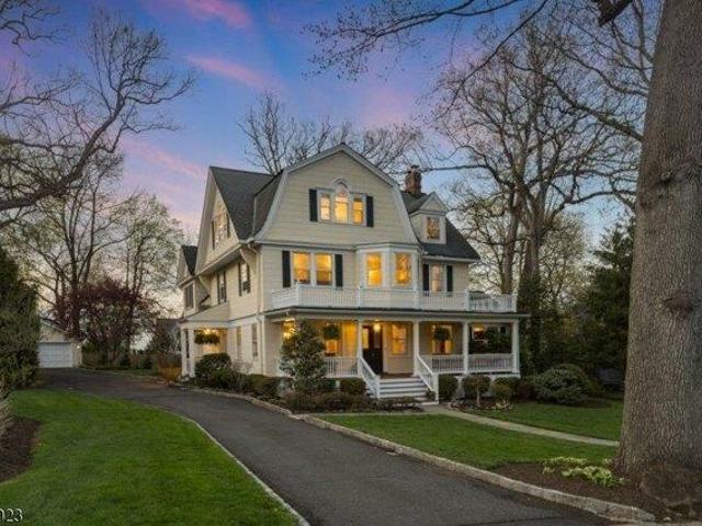 7 bedroom, Summit NJ 07901 102476884