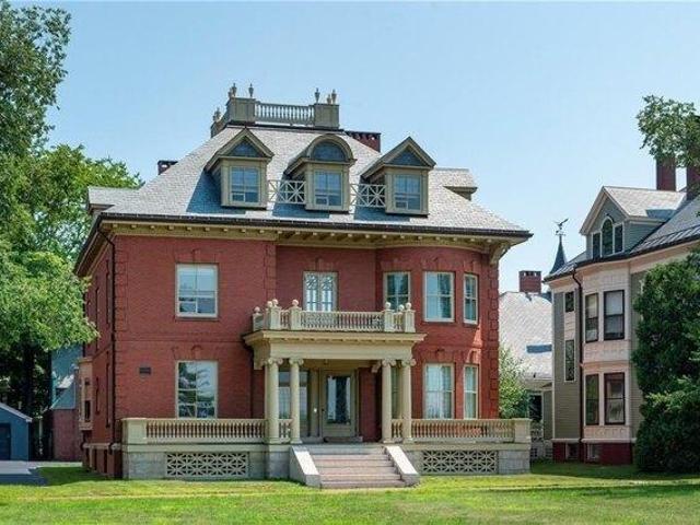 7 bedroom, Portland ME 04102 104791851