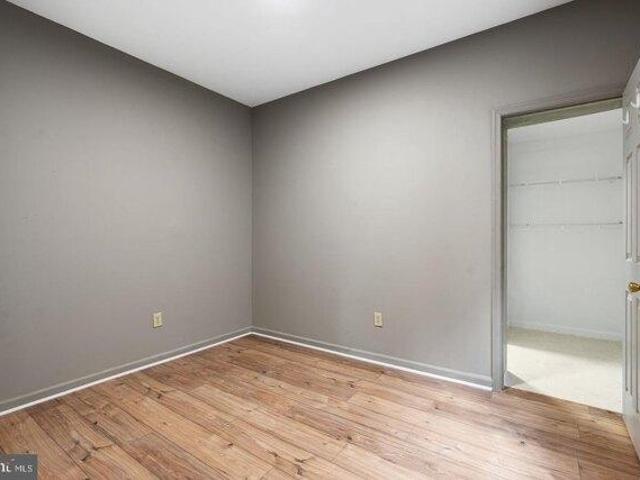7 bedroom, Philadelphia PA 19121 103604950