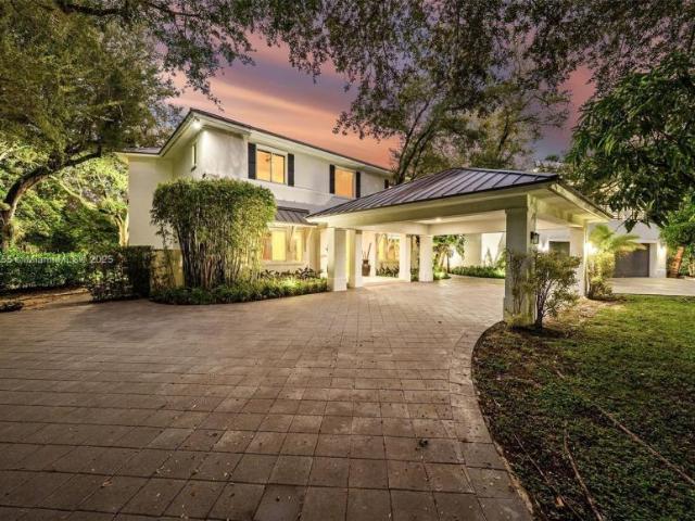 7 bedroom, Pinecrest Fl FL 33156 LS95484126