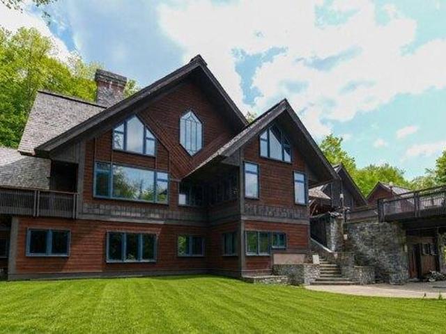 7 bedroom, Plymouth VT 05056 102584377
