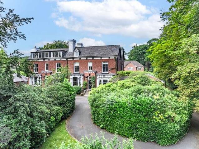 7 Bedroom Property