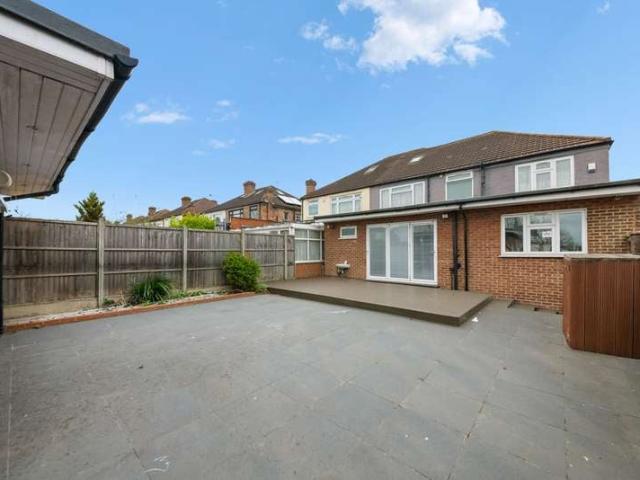 7 Bedroom Property