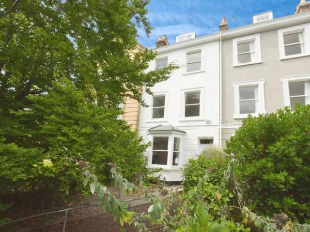 7 Bedroom Property