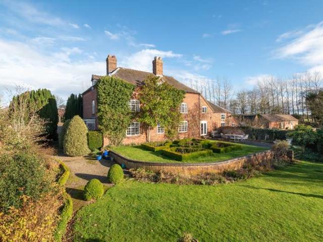 7 Bedroom Property