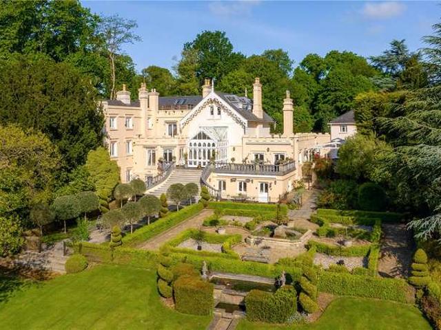 7 Bedroom Property