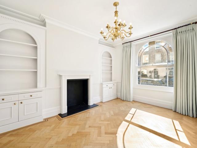 7 bedroom property in Eaton Terrace, London, SW1W £21,450 pcm | Chestertons