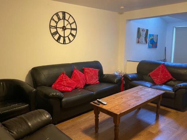 7 bedroom property to let in Teignmouth Road, B29 £112 pw