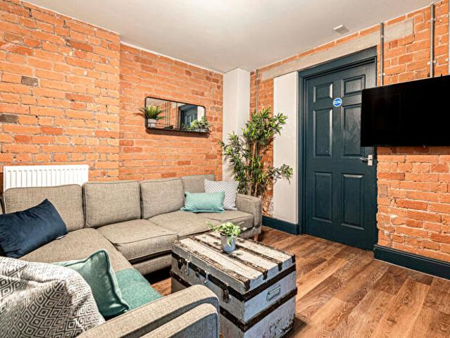 7 Bedroom Property To Rent In Flat, Shoe & Boot Factory, Leicester, LE2