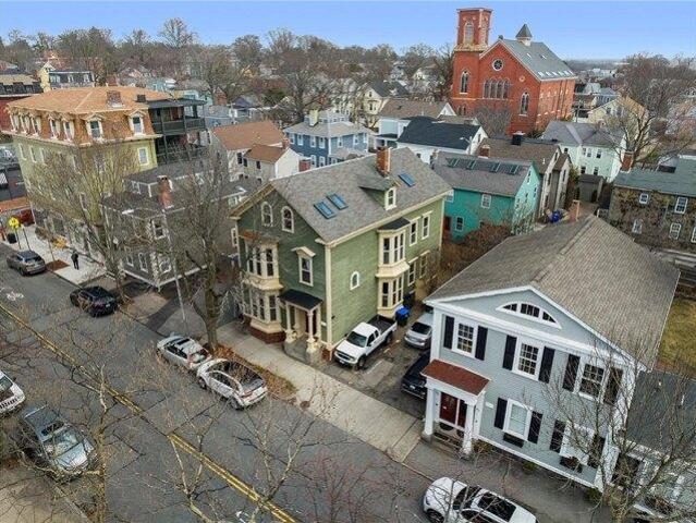 7 bedroom, Providence RI 02906 LS102779850