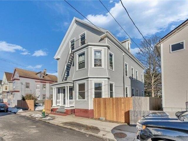 7 bedroom, Providence RI 02909 101933445