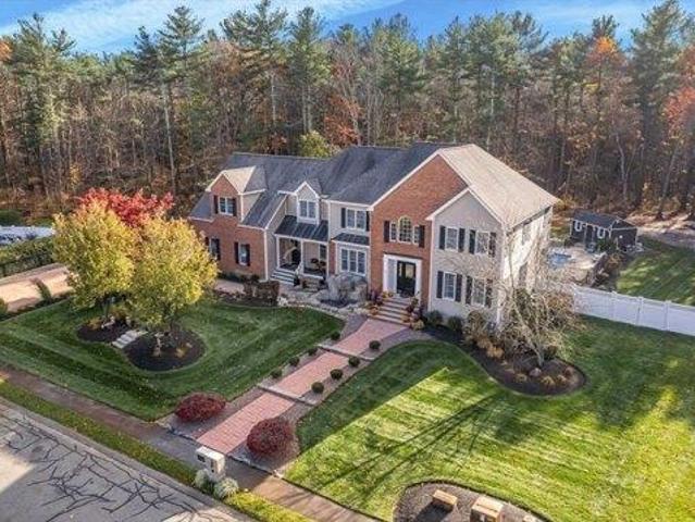7 bedroom, Raynham MA 02767 105173672