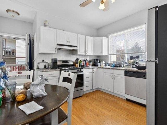 7 bedroom, Revere MA 02151 LS102959731