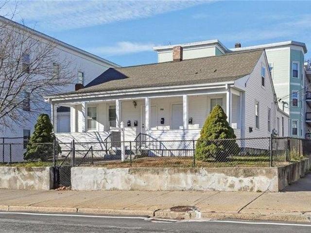 7 bedroom, Woonsocket RI 02895 104787873