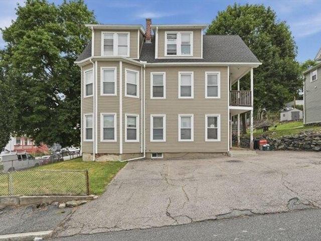 7 bedroom, Worcester MA 01605 104808087