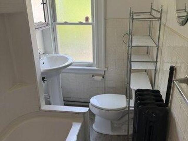7 bedroom, Waterbury CT 06708 104760382