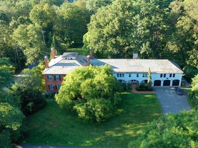 7 bedroom, Walpole NH 03608 LS102529952