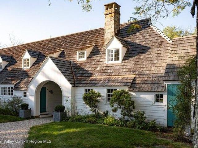 7 bedroom, Warren CT 06754 102583553