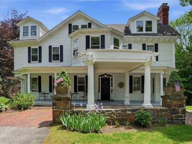 7 bedroom, Warwick RI 02818 104718615
