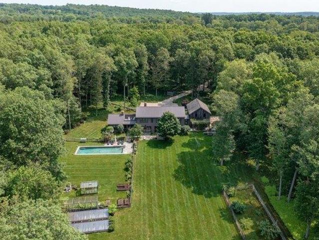 7 bedroom, Washington CT 06794 LS102279382