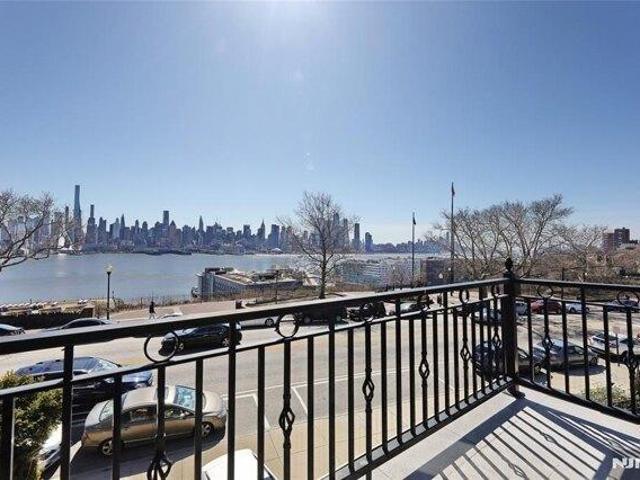 7 bedroom, Weehawken NJ 07086 103190058