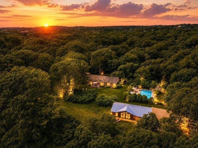 7 bedroom, West Tisbury MA 02575 103848758