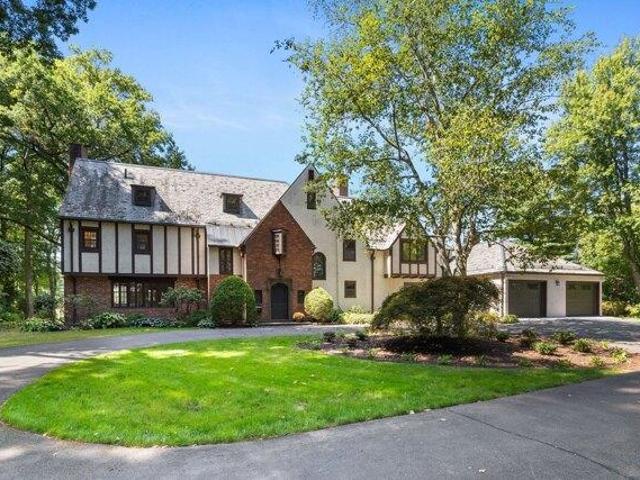 7 bedroom, West Hartford CT 06105 102559360