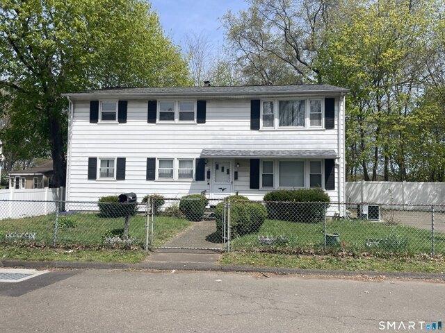 7 bedroom, West Haven CT 06516 LS102726686