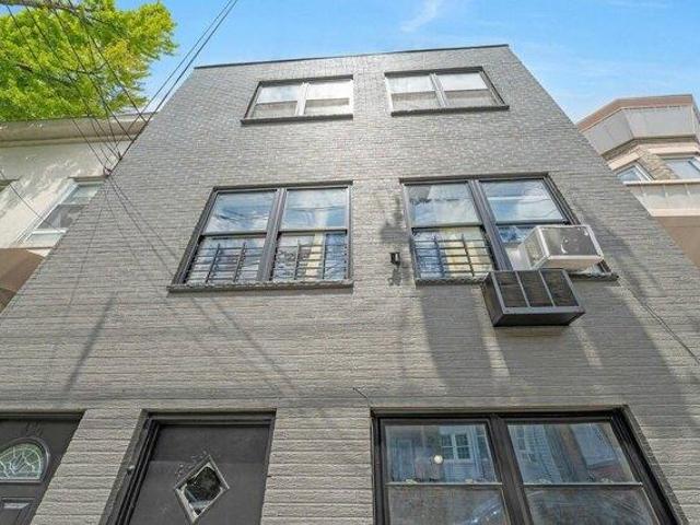 7 bedroom, West New York NJ 07093 102828394
