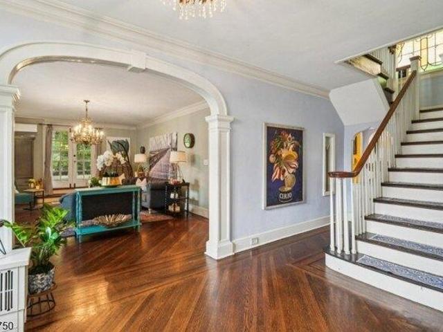 7 bedroom, West Orange NJ 07052 105157673