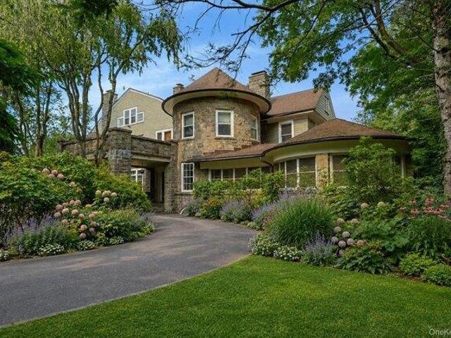 7 bedroom, White Plains NY 10606 105204962