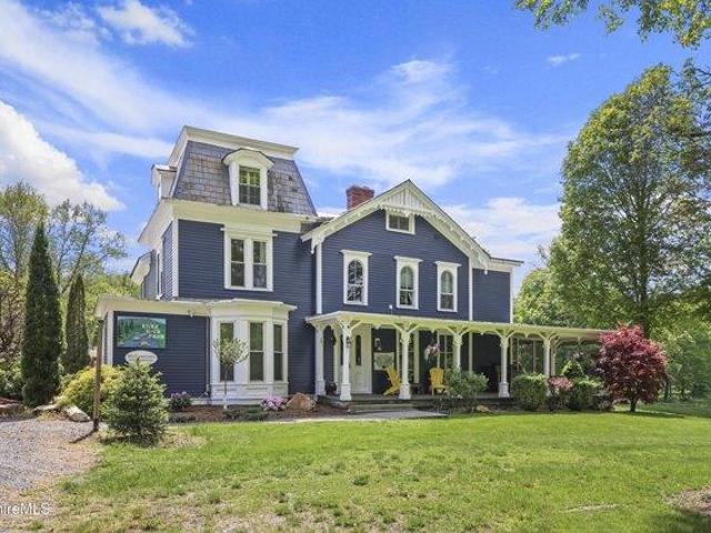 7 bedroom, Williamstown MA 01267 LS102635303