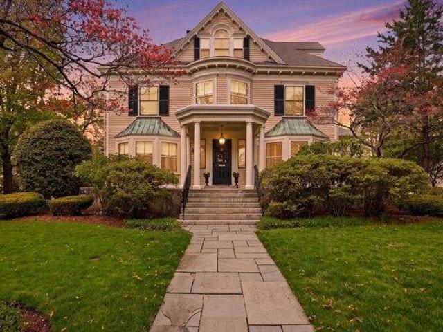 7 bedroom, Winchester MA 01890 102253900