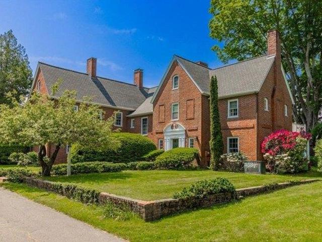 7 bedroom, Topsfield MA 01983 104329637