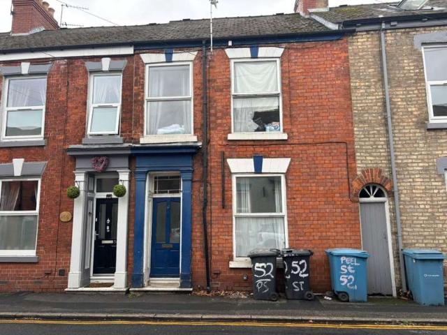 7 Bedroom Terraced House