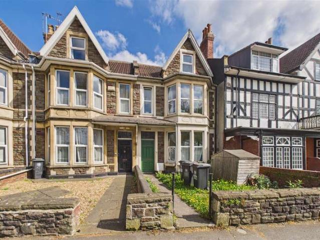 7 Bedroom Terraced House