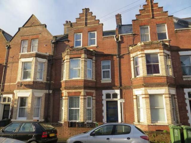 7 Bedroom Terraced House