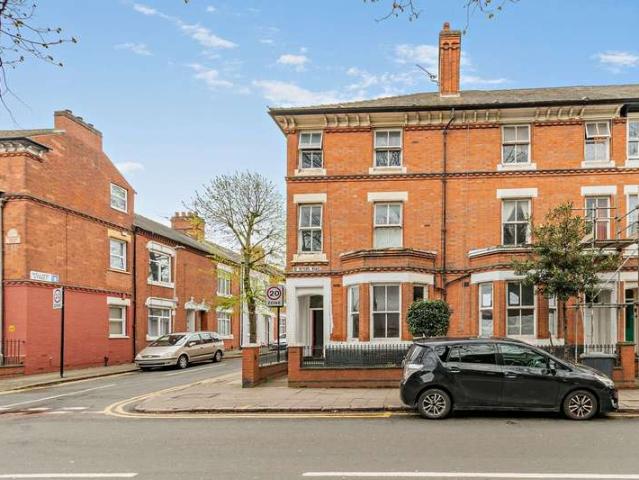7 Bedroom Terraced House