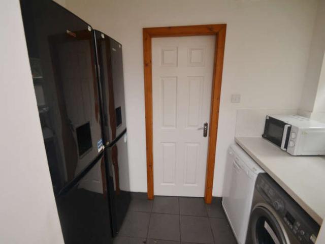 7 Bedroom Terraced House