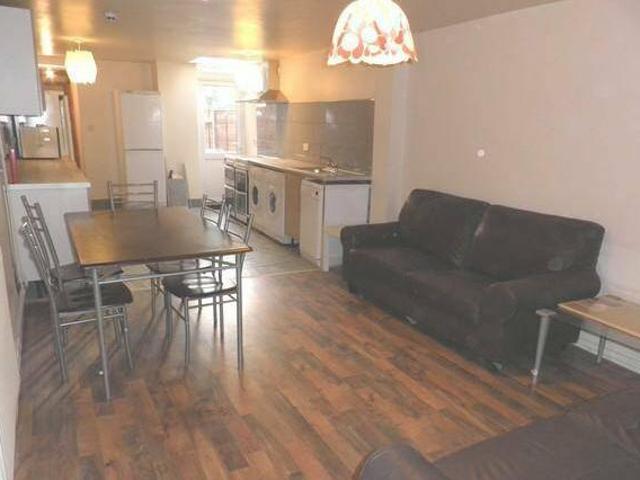 7 bedroom terraced house for rent in 120 PPPW 7 Double Beds Heeley Road Birmingham B29