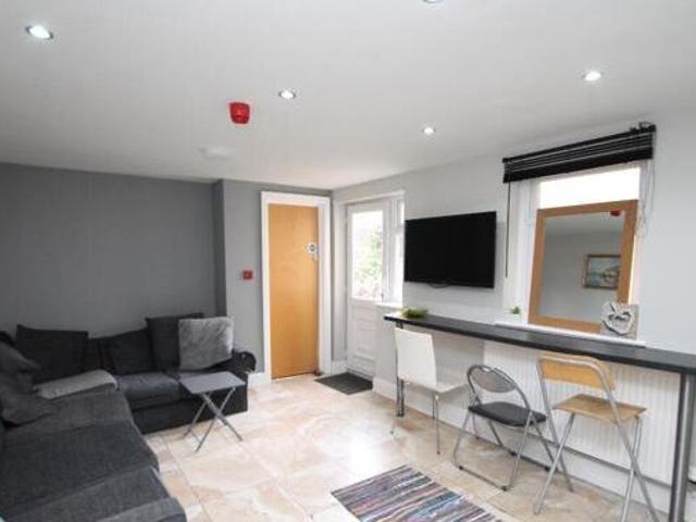 7 Bedroom Terraced House For Rent In Cardiff city