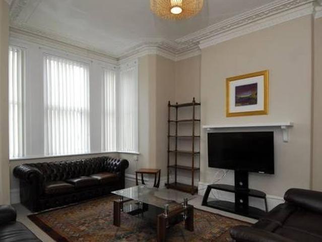 7 bedroom terraced house for rent in Beaumont Road Plymouth Devon PL4