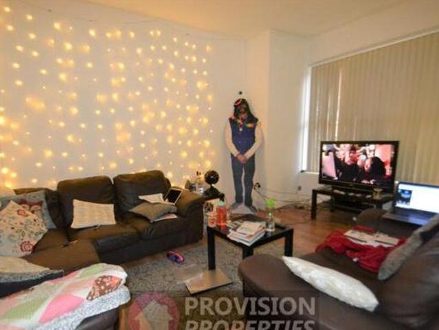 7 Bedroom Terraced House For Rent In Hyde Park, Leeds