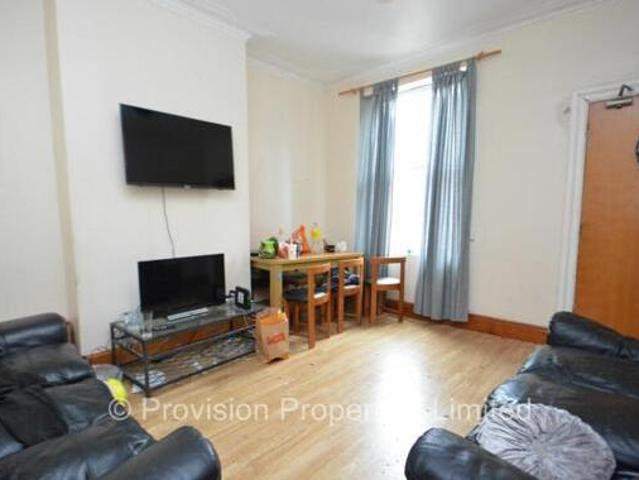 7 Bedroom Terraced House For Rent In Hyde Park, Leeds
