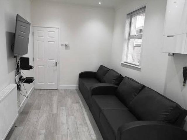 7 bedroom terraced house for rent in Jessie Road Southsea Hampshire PO4