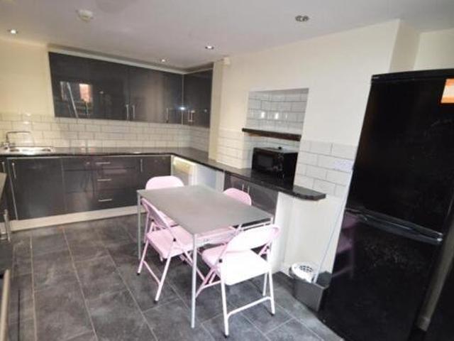 7 Bedroom Terraced House For Rent In Leeds, West Yorkshire