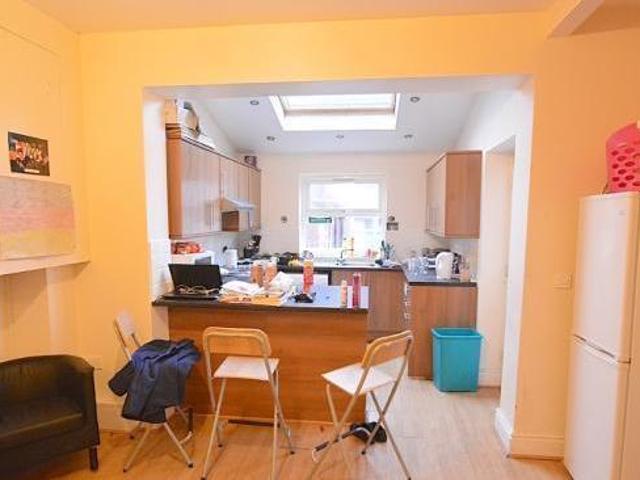 7 Bedroom Terraced House For Rent In Leeds, West Yorkshire