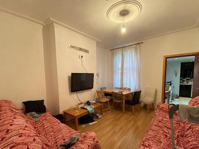 7 Bedroom Terraced House For Rent In Leeds, West Yorkshire