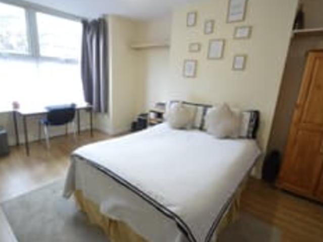 7 bedroom terraced house for rent in Mayville Street, Leeds, West Yorkshire, LS6